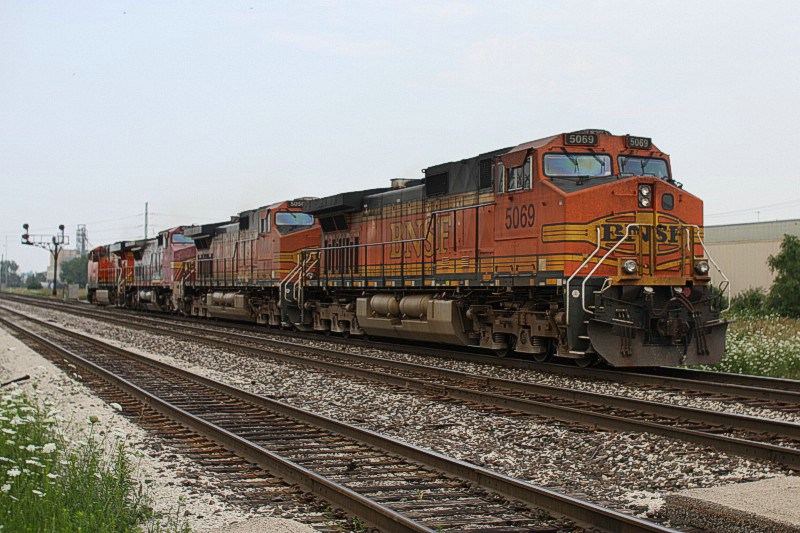 BNSF 5069